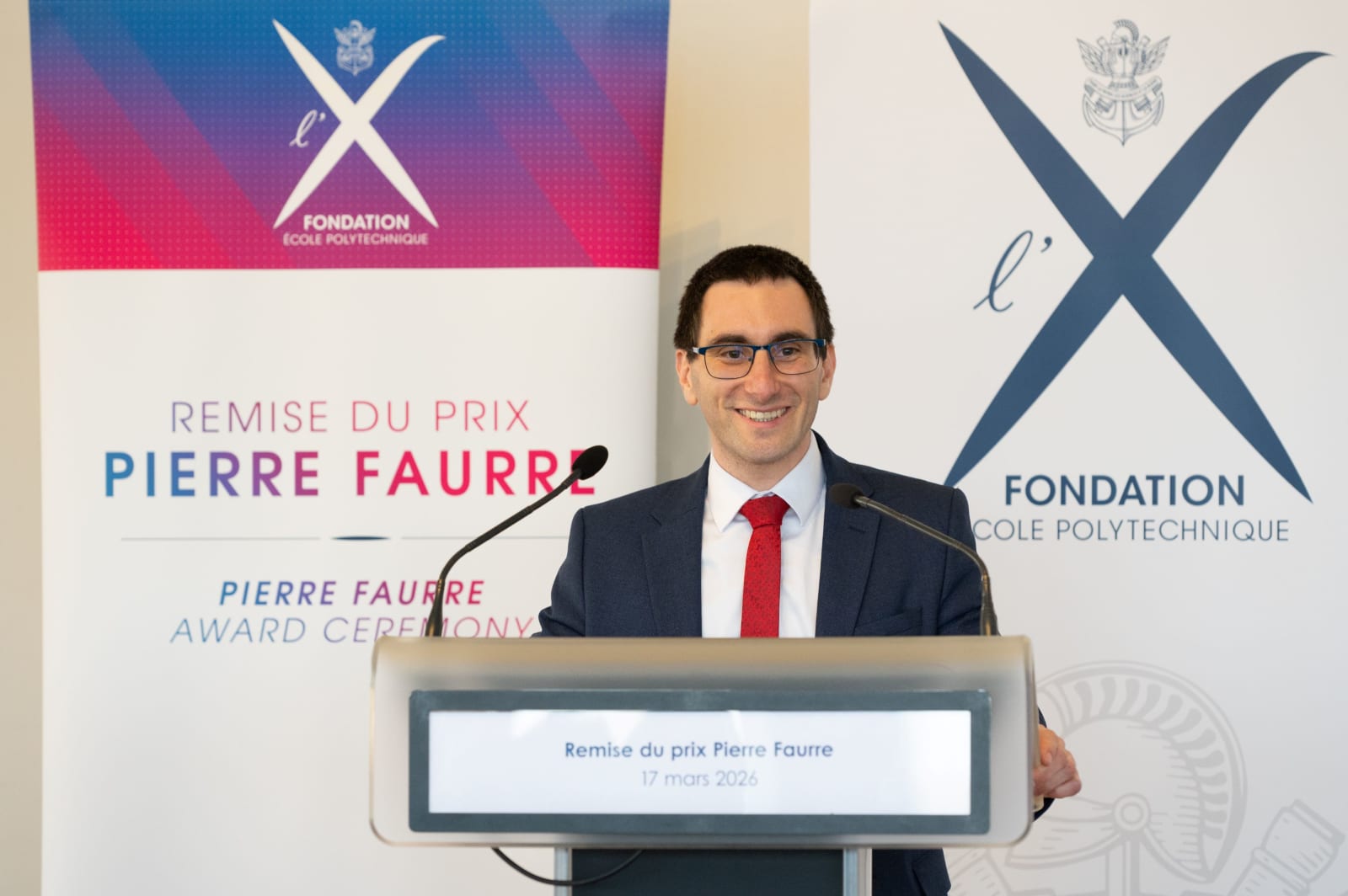 Dassault Aviation choisit le futur « cloud de confiance » Bleu pour ses ...